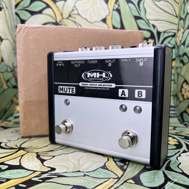 Mike Hill Services 2-way Input Selector | Reverb