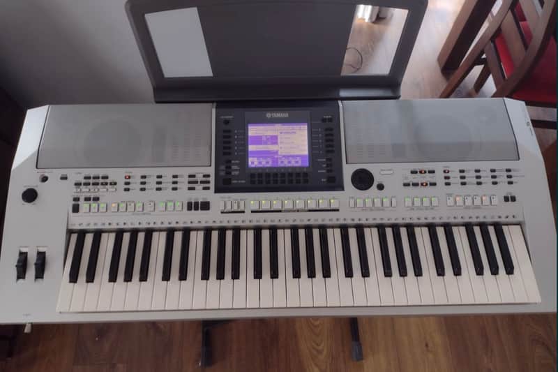 Yamaha PSR S700 Keyboard workstation | Reverb