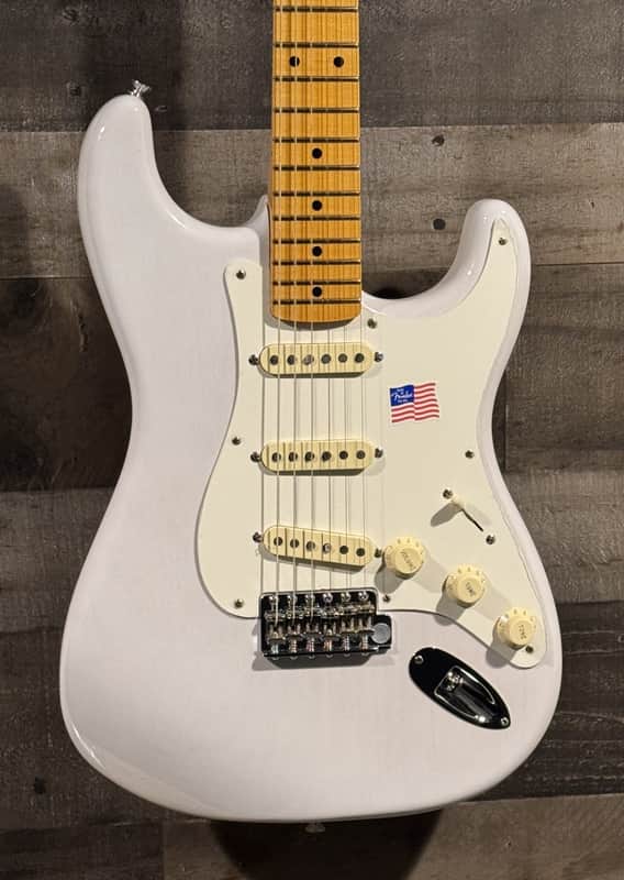 Fender Eric Johnson Stratocaster w/Maple Neck | Reverb