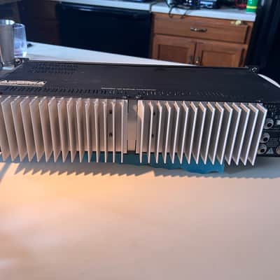 Peavey PV 260 Power amp with Rack mount bolts / washers. | Reverb