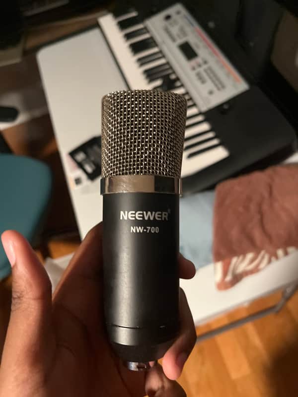 Neewer NW-700 Large Diaphragm Condenser | Reverb