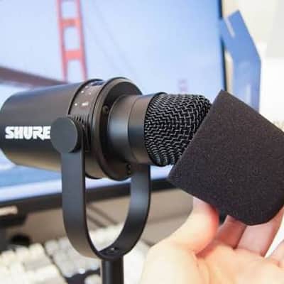 Shure MV7+ XLR / USB Cardioid Dynamic Microphone 2024 - | Reverb
