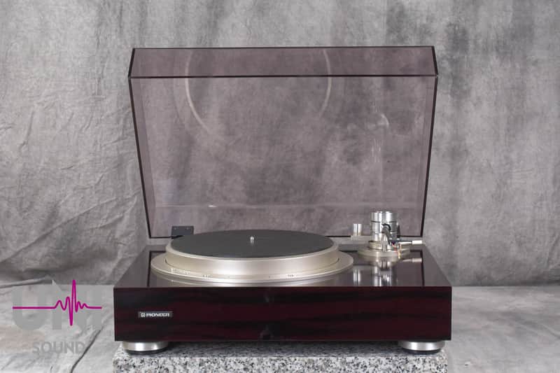 PIONEER PL-70LII Direct Drive Turntable in Very Good | Reverb Canada