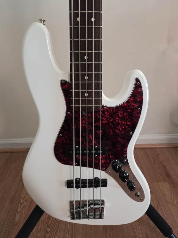 Fender 5-String Jazz Bass | Reverb