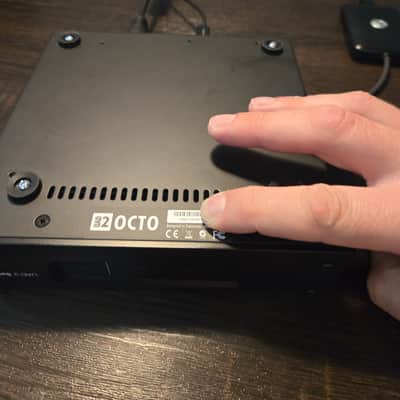 Universal Audio UAD-2 Satellite Thunderbolt 2 - OCTO 2018 - | Reverb