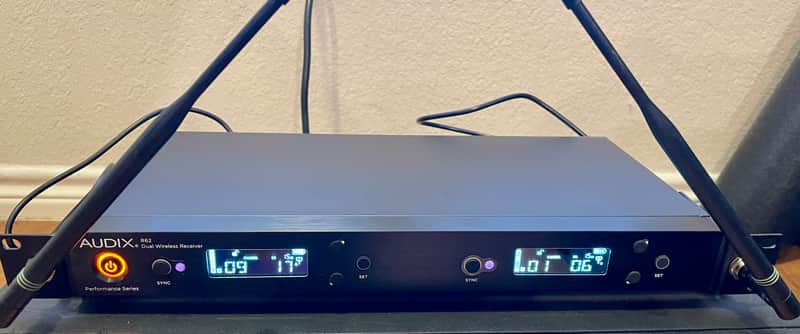 Audix AP62 OM5 Dual wireless microphone system | Reverb