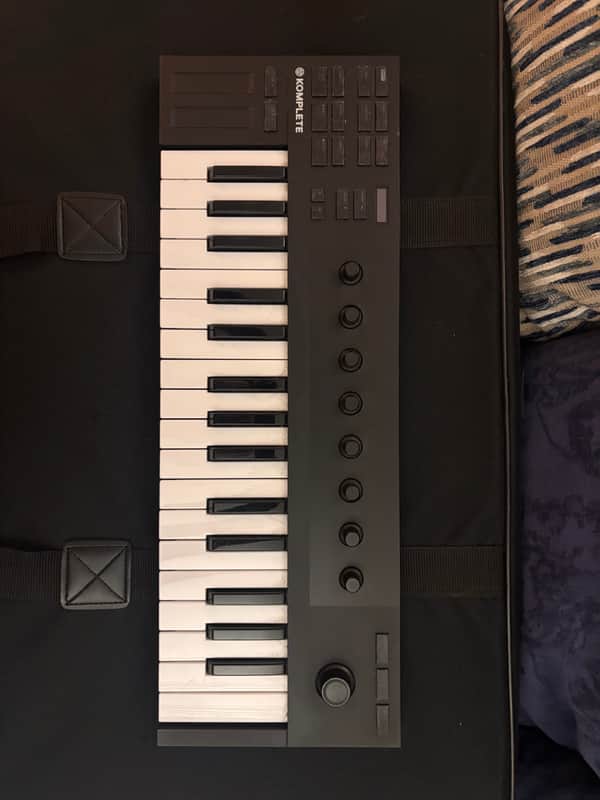 Native Instruments Komplete Kontrol M32 2019 - Black | Reverb UK