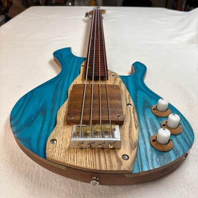 Malinoski Hornet Bass #489 32" Fretless Luthier Built Beauty | Reverb