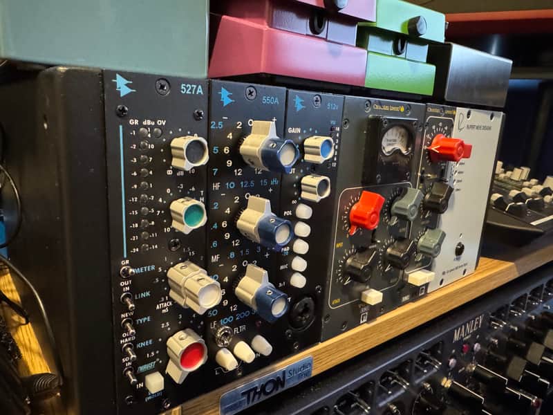 API, API 527A Compressor, API 550A EQ, API 512v Pre-amp | Reverb UK