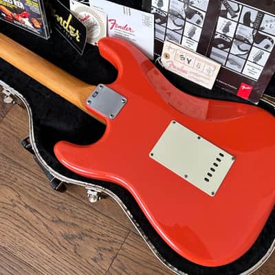 Rare 1999 Fender Chris Rea "Pinky" Signature Stratocaster | Reverb