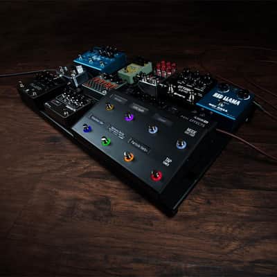 Line 6 HX Effects Guitar Multi-Effects Pedal (SUSSEXTOWN) | Reverb