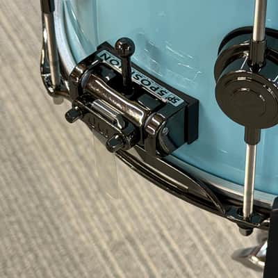 DW COLLECTOR'S SANTA MONICA 13X7" SNARE DRUM SOLID ROBIN'S | Reverb