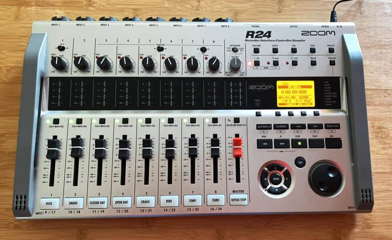 Zoom R24 portable 24-track digital recorder / audio interface | Reverb