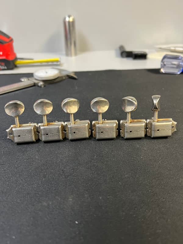 Kluson Deluxe single line Inline Tuning Machines (6) | Reverb Canada
