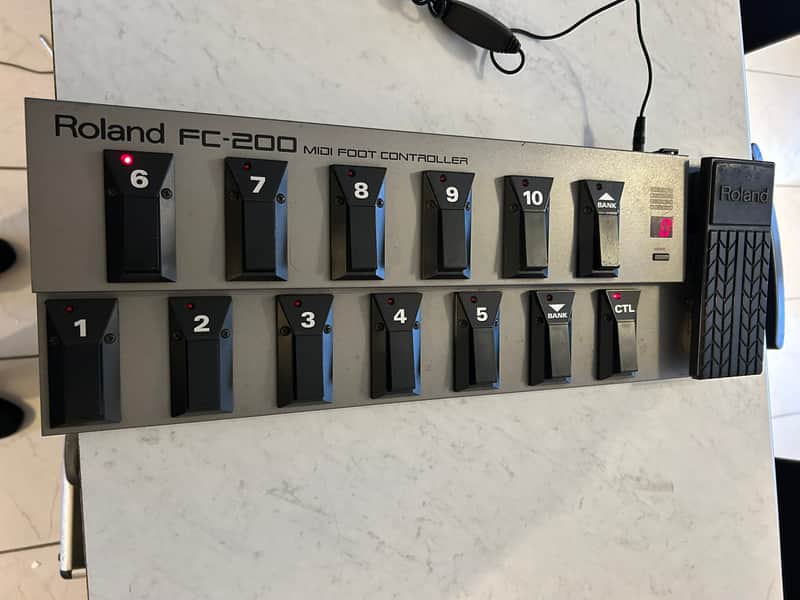 Roland FC-200 MIDI Foot Controller 1995 - 2007 - Grey | Reverb