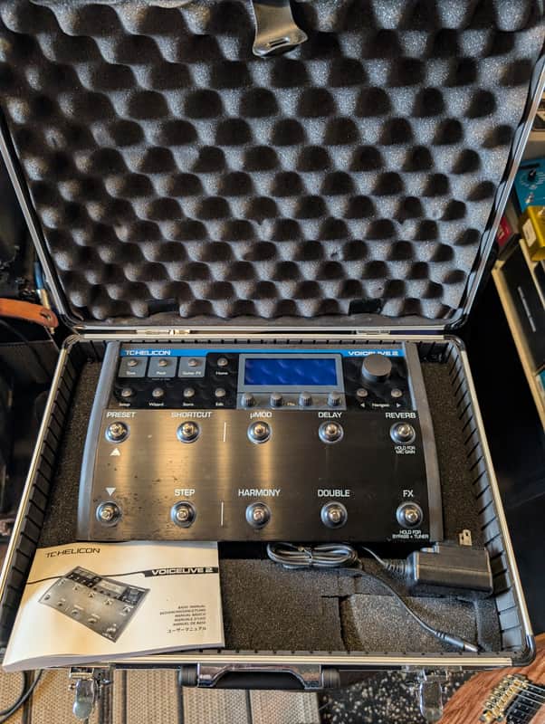 TC Helicon Voicelive 2 vocal harmony effect pedal + case | Reverb