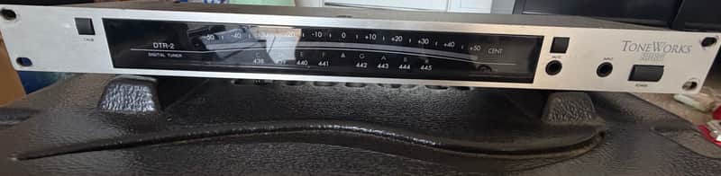 Korg Toneworks DTR-2 Rackmount Digital Tuner 2000s - Silver | Reverb