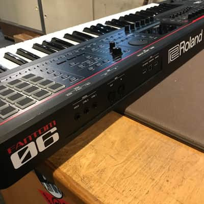 Roland FANTOM-06 61-Key Workstation Keyboard 2022 - Present - | Reverb