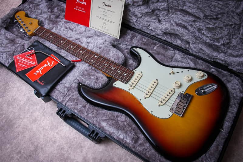 FENDER USA American Elite Stratocaster "3-Color Sunburst + | Reverb