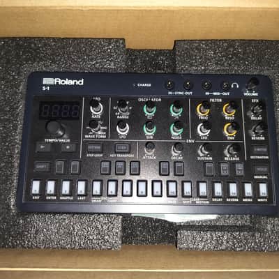 Roland S-1 AIRA Compact Tweak Synthesizer 2023 - | Reverb Canada