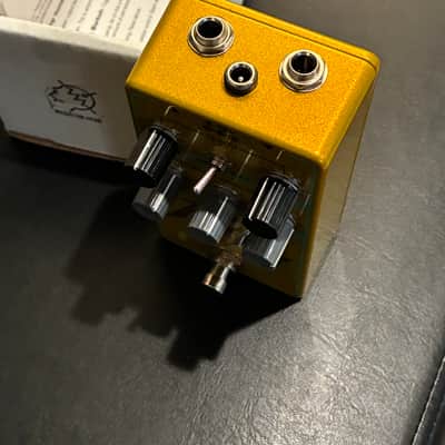 Resistor Head Electronics PeePee Peavey Decade Pedal - Golden | Reverb
