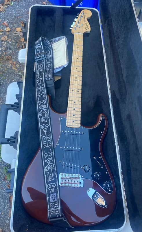 🎸 Fender American Special Stratocaster (2017–2018) – | Reverb Canada