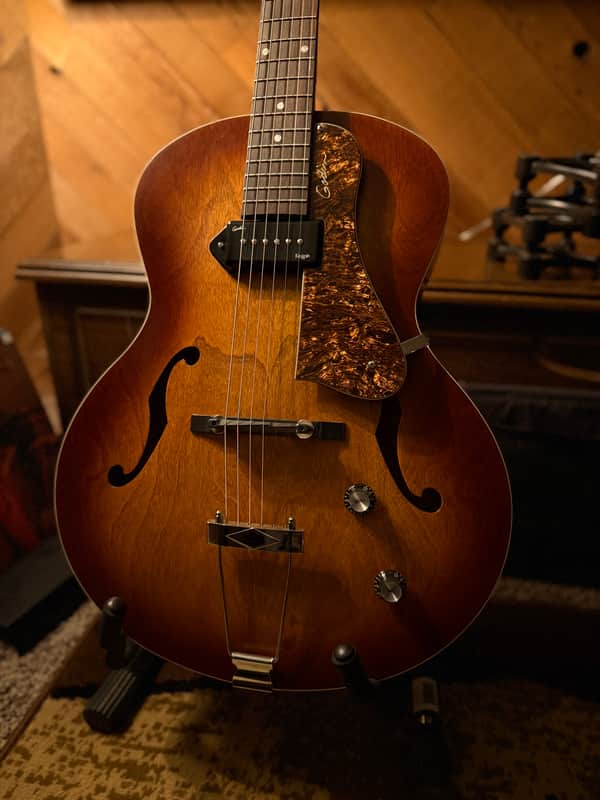 Godin 5th Avenue w/ Hard Case | Reverb