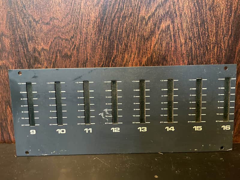 Soundcraft 600 Mixer Front Level Indicator Panel Channels | Reverb