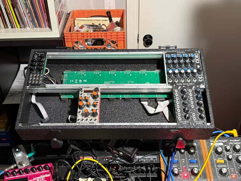 Elite Modular E208 wooden bus case | Reverb