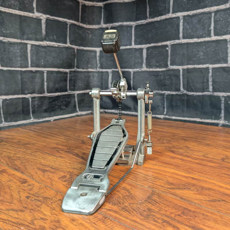 Pearl P‑100 Single Bass Drum Pedal – Smooth Action • | Reverb