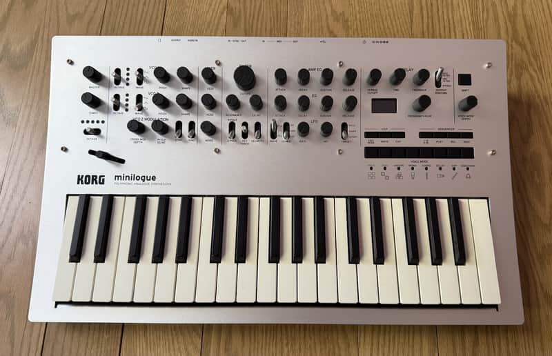 Korg Minilogue 4-Voice Polyphonic Analog Synthesizer - Silver | Reverb