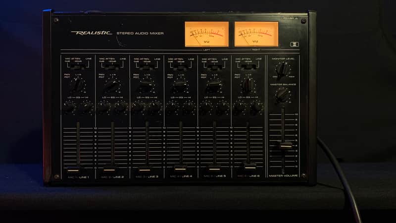 rare Realistic Stereo Audio Mixer - Vintage Mixer with VU | Reverb UK
