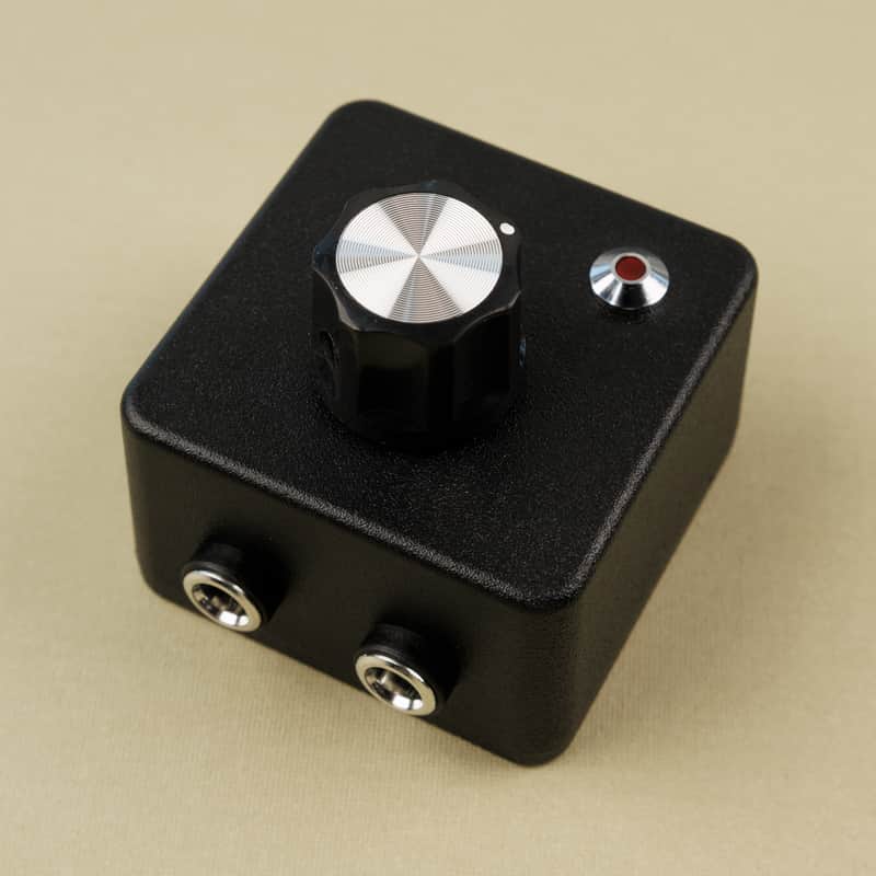 Variable Voltage Effect / "Dying Battery" Simulator | Reverb Canada