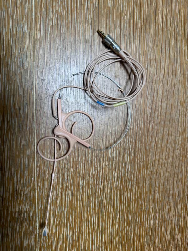 DPA 4166-OC-F-F00-LH Omnidirectional Slim Headset Microphone | Reverb