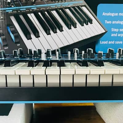 Novation BASS STATION II 25 Note Analogue Monosynth Keyboard | Reverb