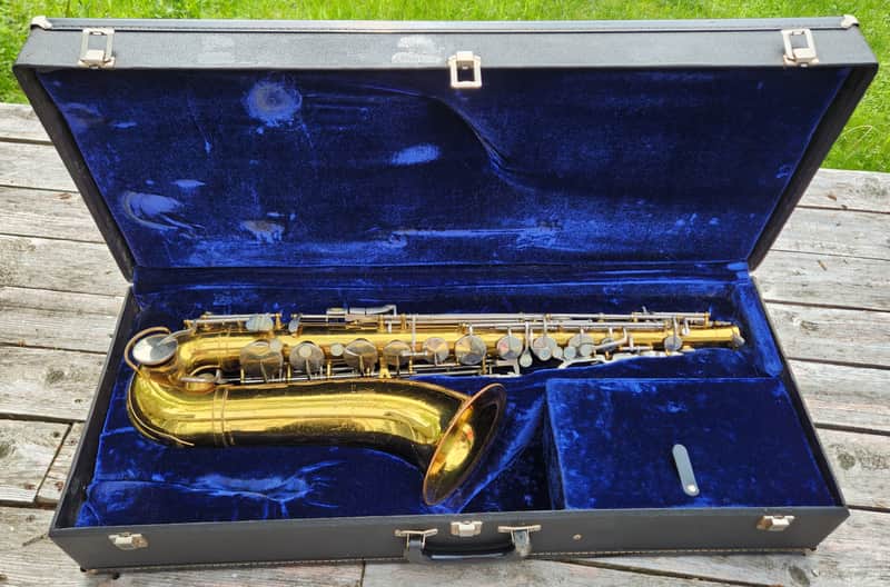 King Cleveland USA 615 Tenor Saxophone 1960s-80s USA | Reverb