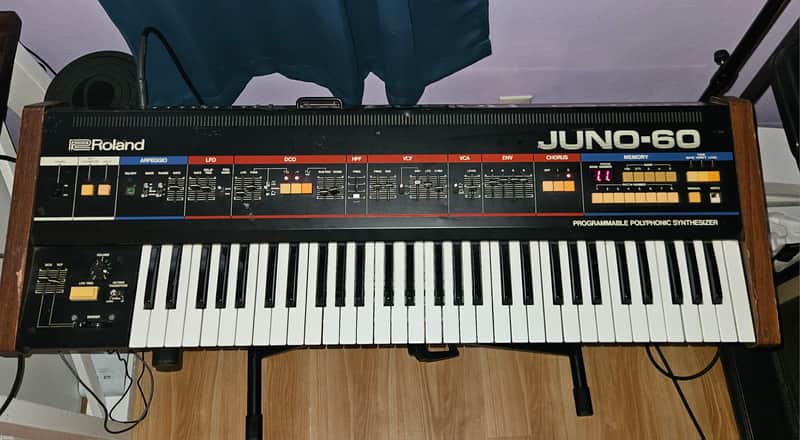 Roland Juno-60 61-Key Polyphonic Synthesizer 1982 - 1984 - | Reverb