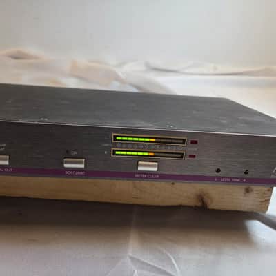 Apogee Rosetta AD Stereo 24-Bit 44.1 48kHz Rack Mount A/D | Reverb