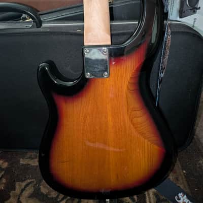 Peavey Zodiac BXP 4 String bass - Sunburst | Reverb