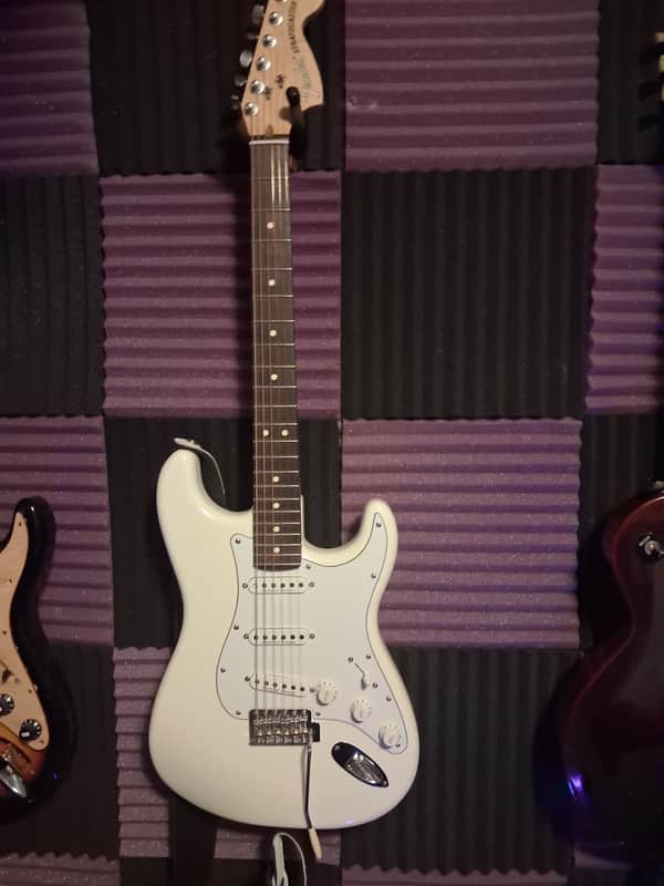 Fender American Performer Stratocaster with Rosewood | Reverb