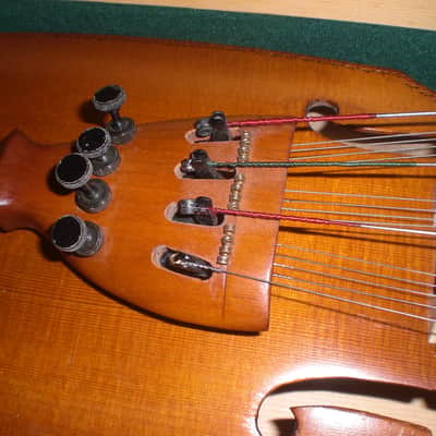 Swedish Nyckelharpa keyed fiddle folk instrument chromatic | Reverb