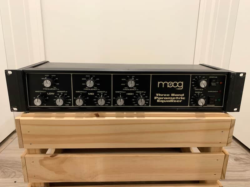 Moog MKPE Three Band Parametric Equalizer 1970s - Black | Reverb