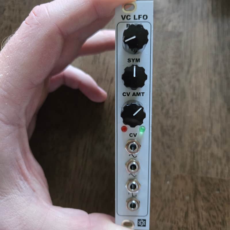 Synthrotek MST VC LFO - White | Reverb
