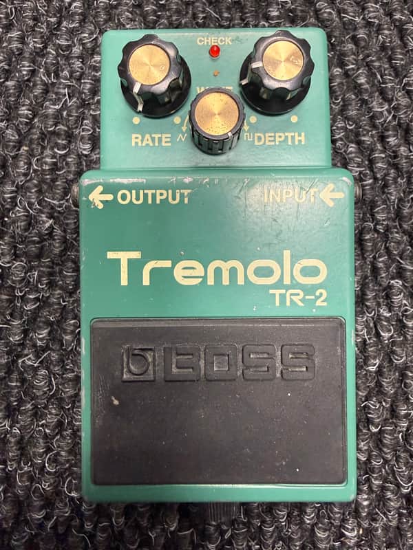 Boss TR-2 Tremolo (Silver Label) Guitar Effects Pedal FX | Reverb