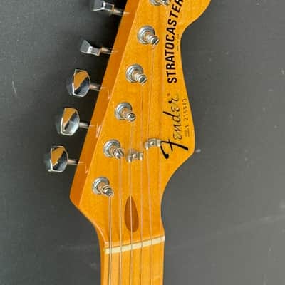 Fender Stratocaster 1982 - ultra rare & clean "Stratoburst" | Reverb