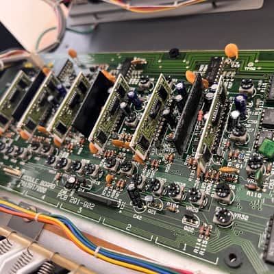 Sale Roland Juno-106 incl Original Hard Case Perfect | Reverb