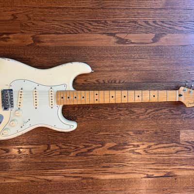 Fender Stratocaster 2005 - MJT Aged Olympic White Light Relic | Reverb