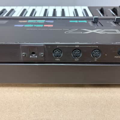 Yamaha DX7 Programmable Algorithm Synthesizer 1983 - 1987 - | Reverb