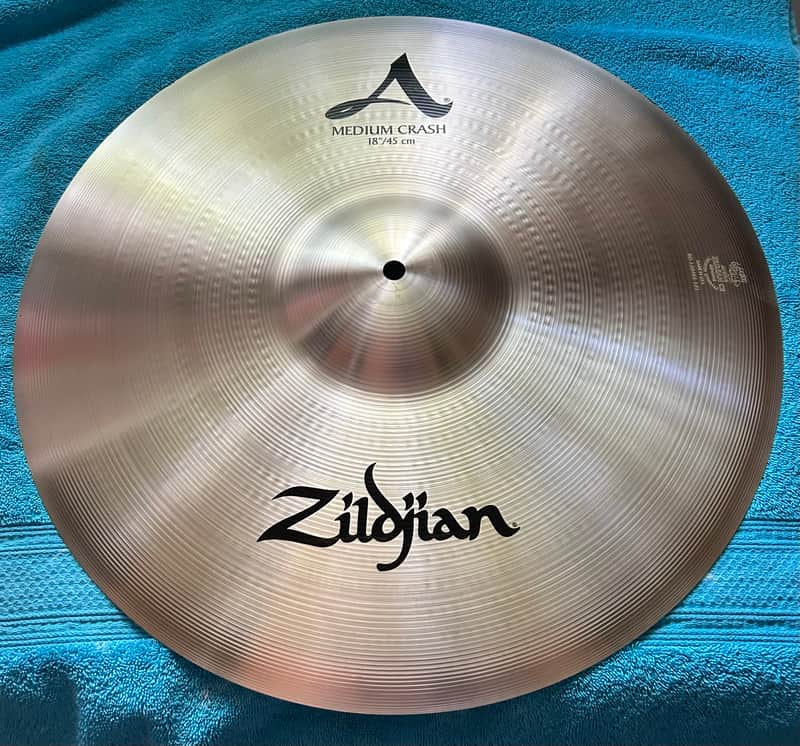 Zildjian A 18 Inch Medium Crash Cymbal, 1,470 Grams, NEW, | Reverb