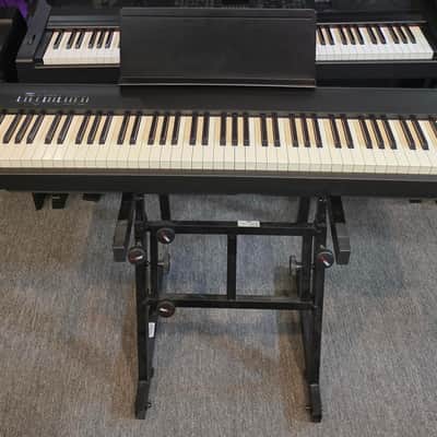 Roland FP-30x Keyboard (Pre-Owned) | Reverb